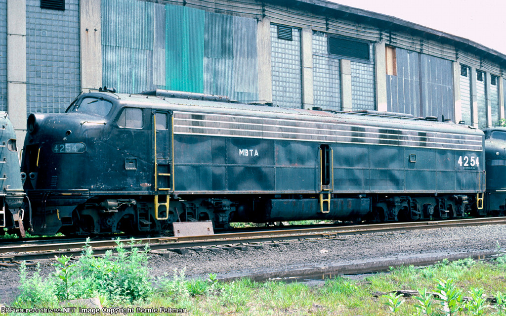 Massachusetts Bay Transportation Authority E8A #4254